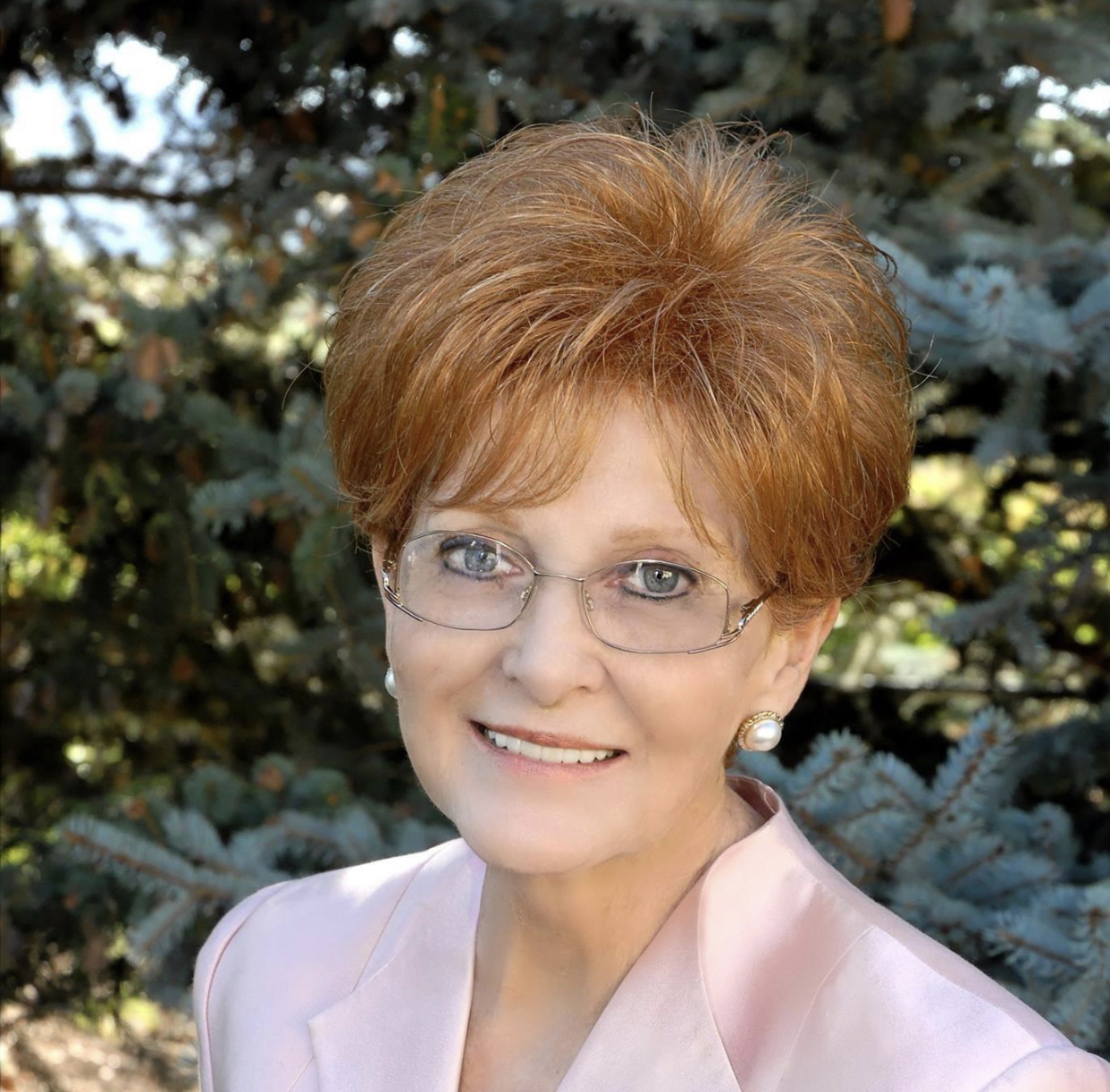 Kathy Clarke's Instagram, Twitter & Facebook on IDCrawl