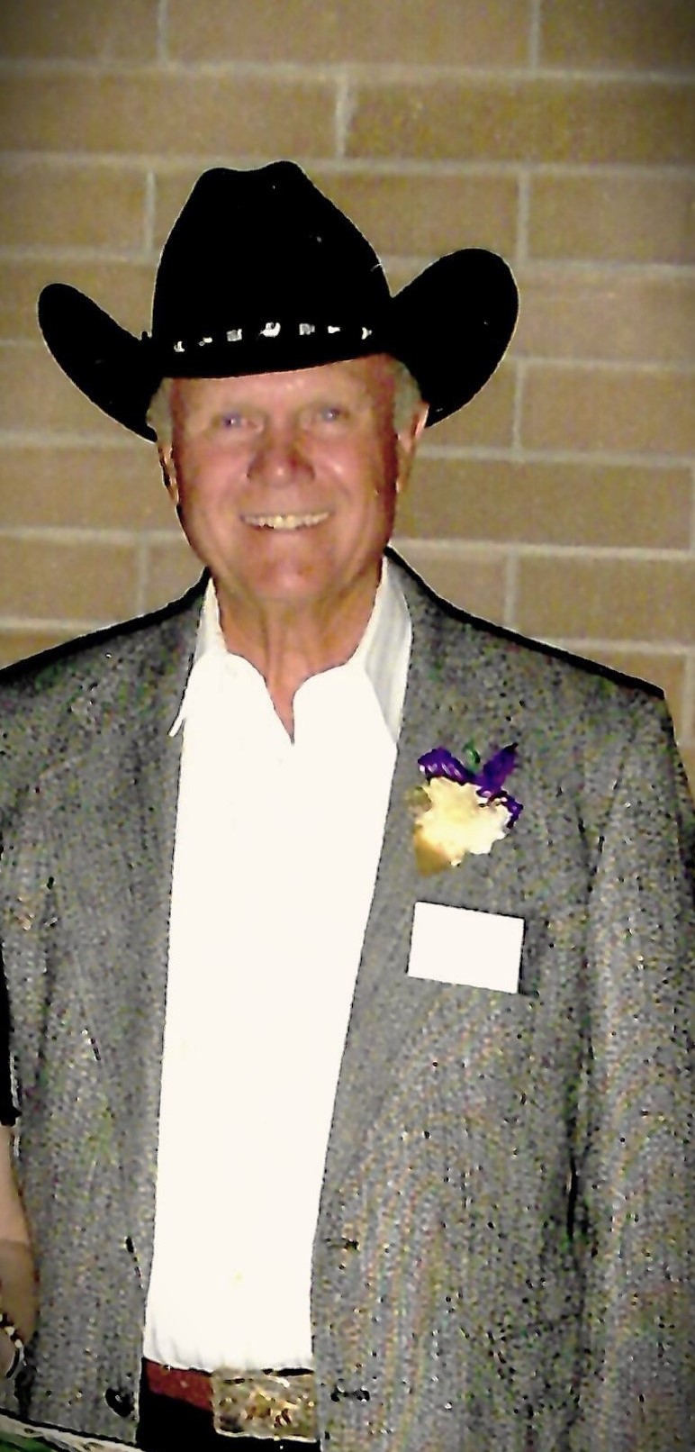 Joe Douglas “Doug” Eaves - Bunker Family Funerals & Cremation | Mesa AZ ...